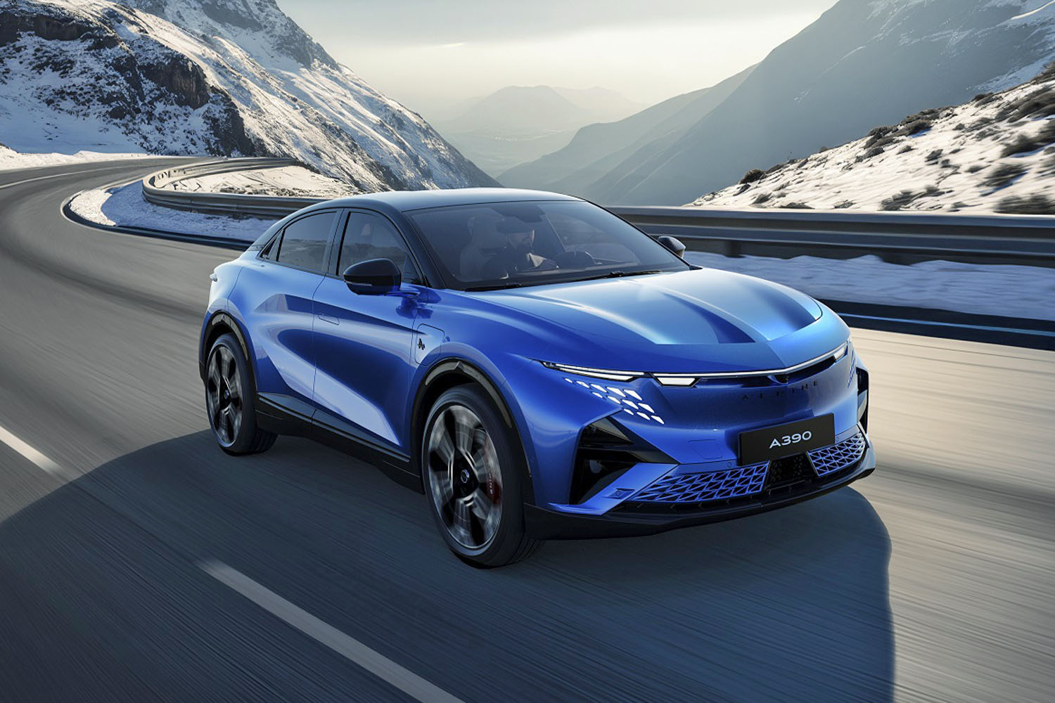 アルピーヌの新型電気自動車「A390」 国内導入へ 【ニュース】 - webCG