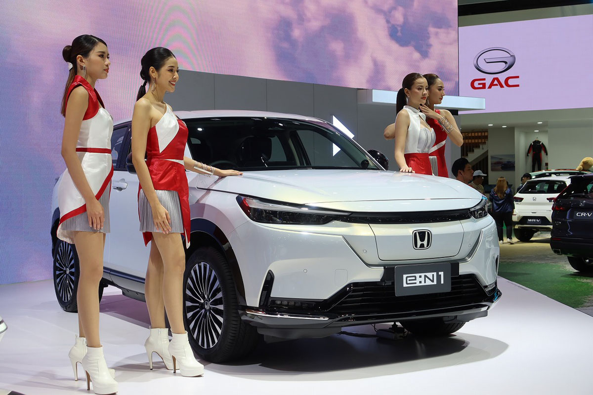 国内でも売ってほしい！ バンコクで人気を集める“日本にはない日本車”たち - webCG