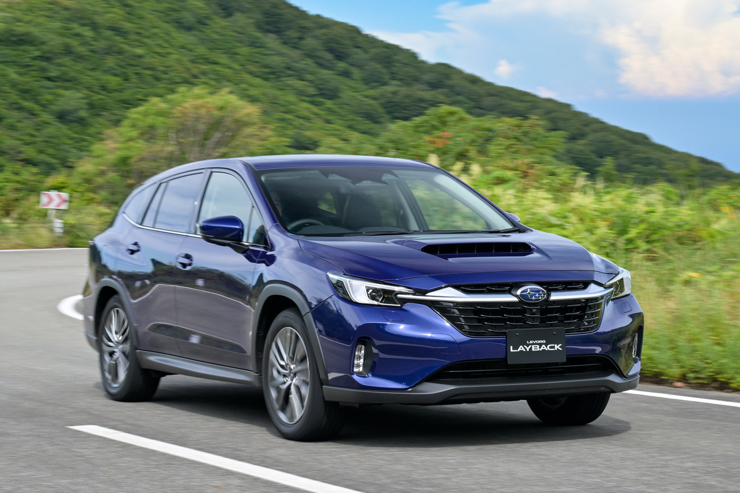 「都会派」なんて言葉にだまされるな！ 実車に感じた「スバル・レヴォーグ レイバック」の真の姿 - webCG
