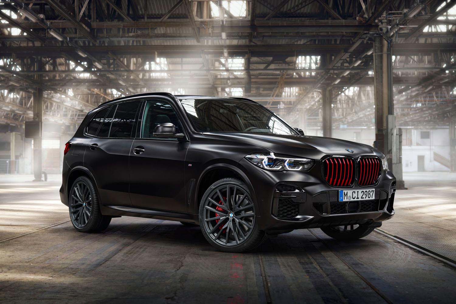BMW M社設立50周年を記念する特別な「BMW X5／X6」限定発売 【ニュース】 - webCG