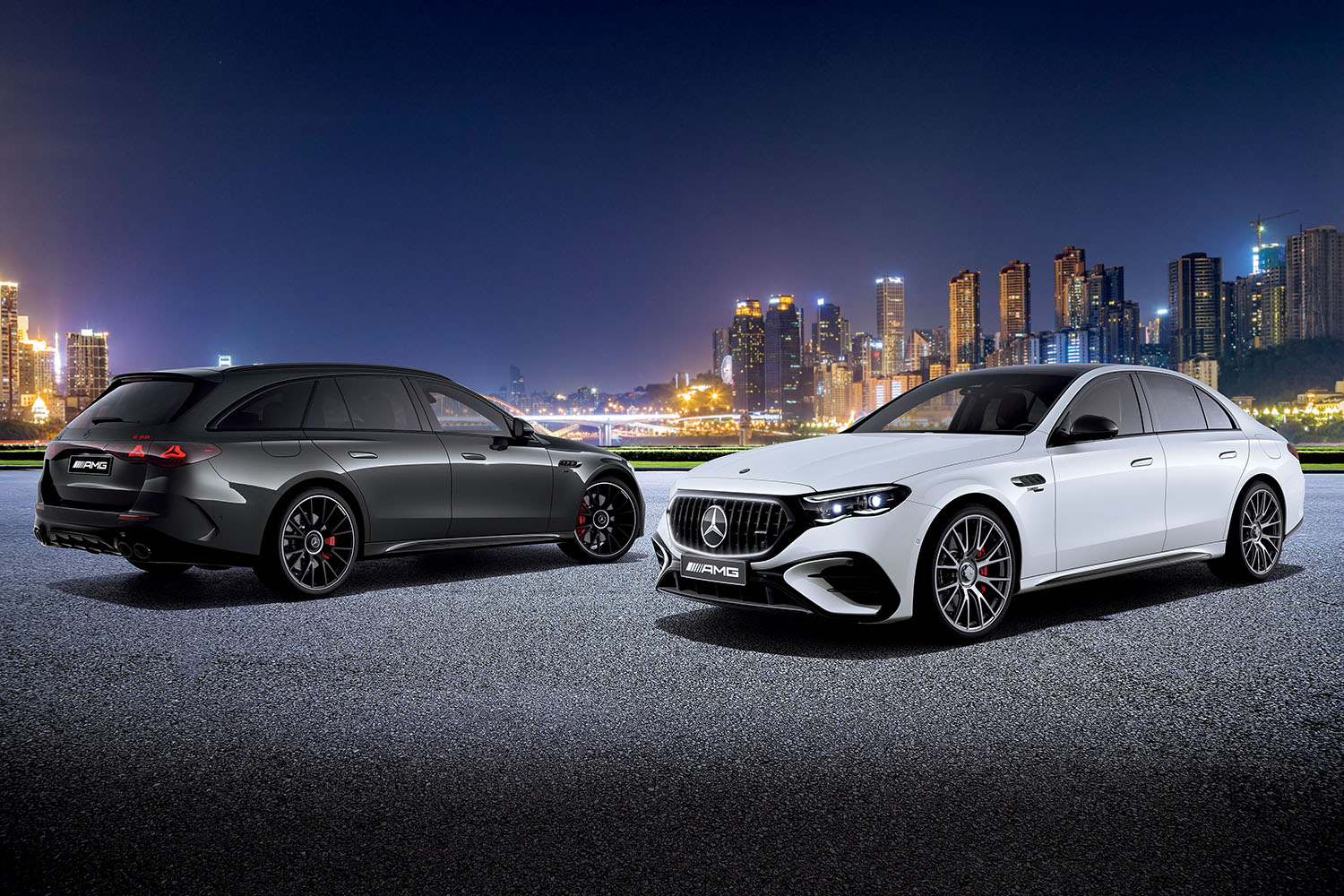 「メルセデスAMG E53ハイブリッド」にカーボンパーツを多用した限定車「エディションナイトカーボン」登場 【ニュース】 - webCG