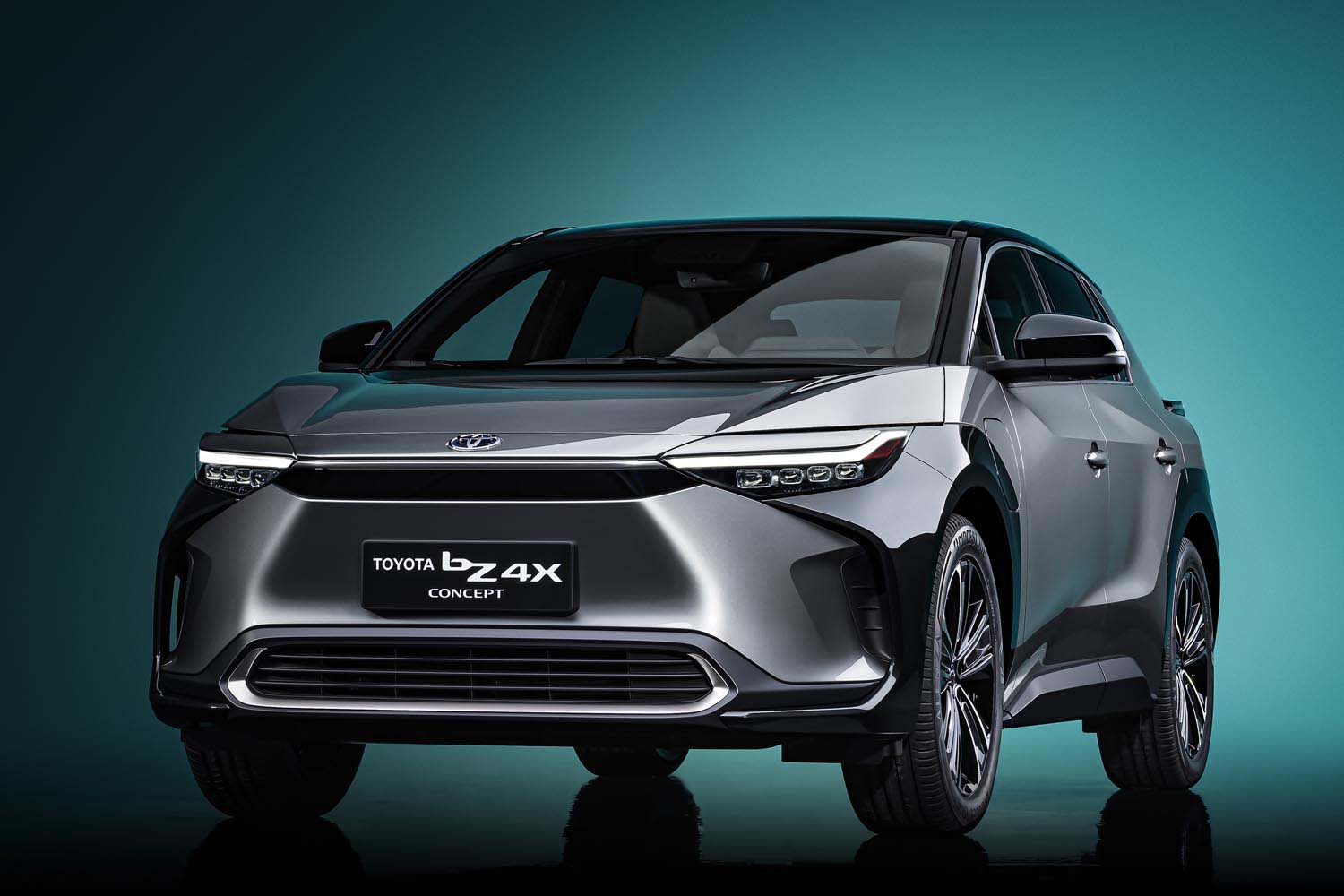 トヨタが新たなコンセプトEV「bZ4X」を初公開 スバルとの共同開発による電動SUV【上海ショー2021】 【ニュース】 - webCG