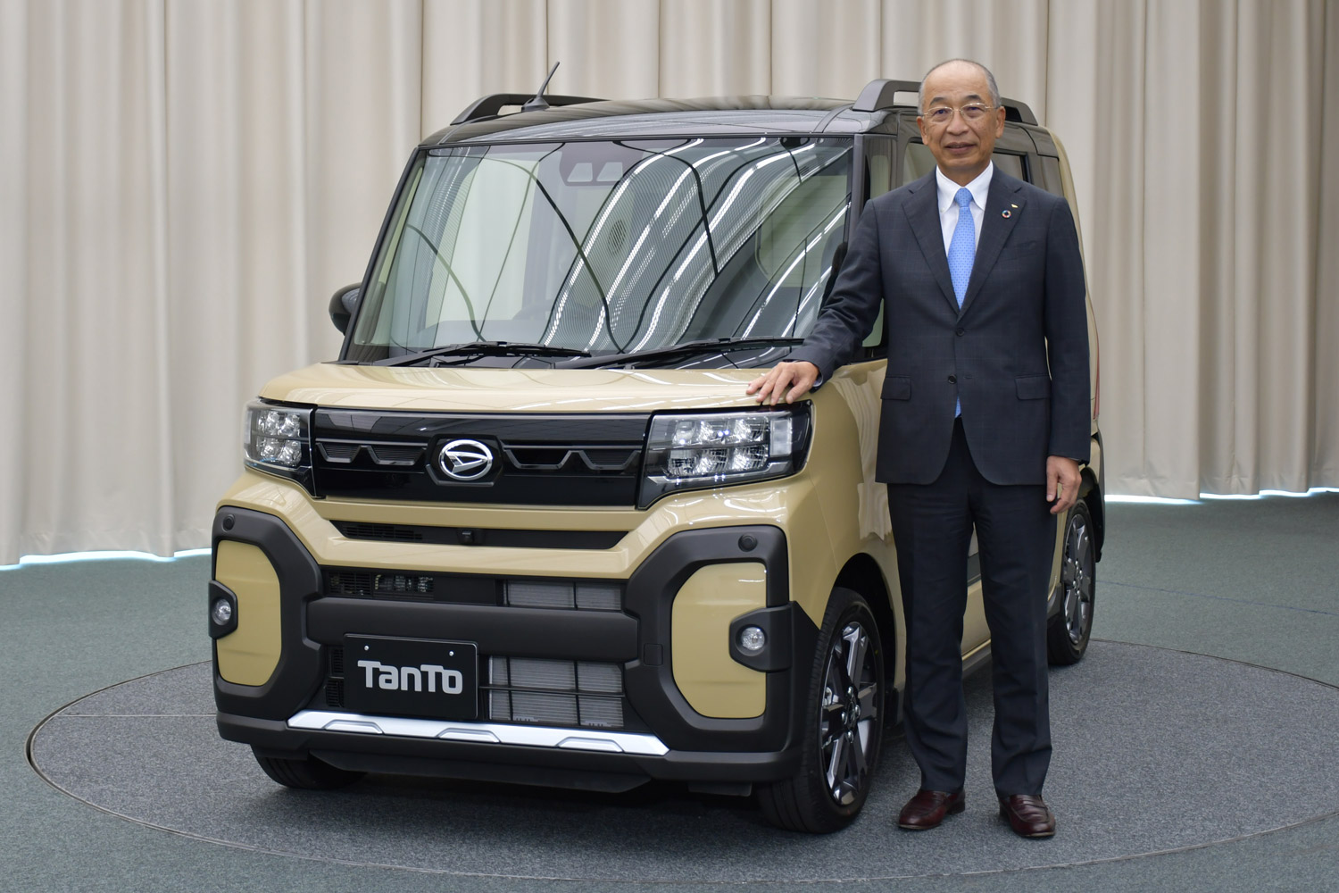 「ダイハツ・タント」がマイナーチェンジ アウトドアレジャーに好適な「ファンクロス」登場 【ニュース】 - webCG