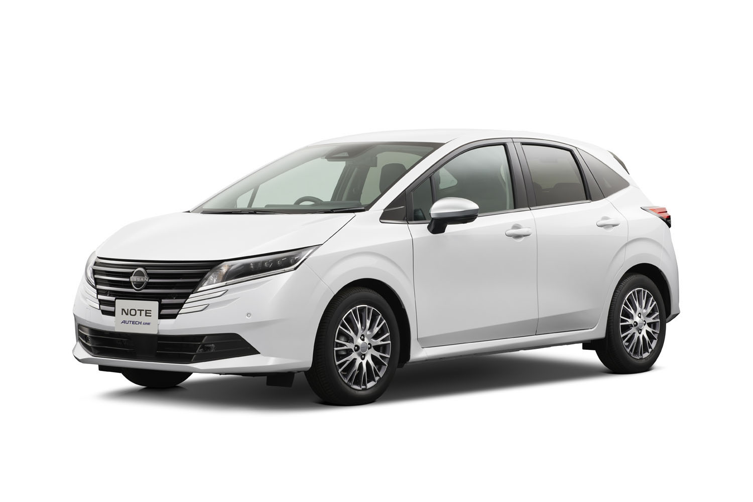 「日産ノート」の新たなカスタマイズカー「AUTECHライン」発売 【ニュース】 - webCG