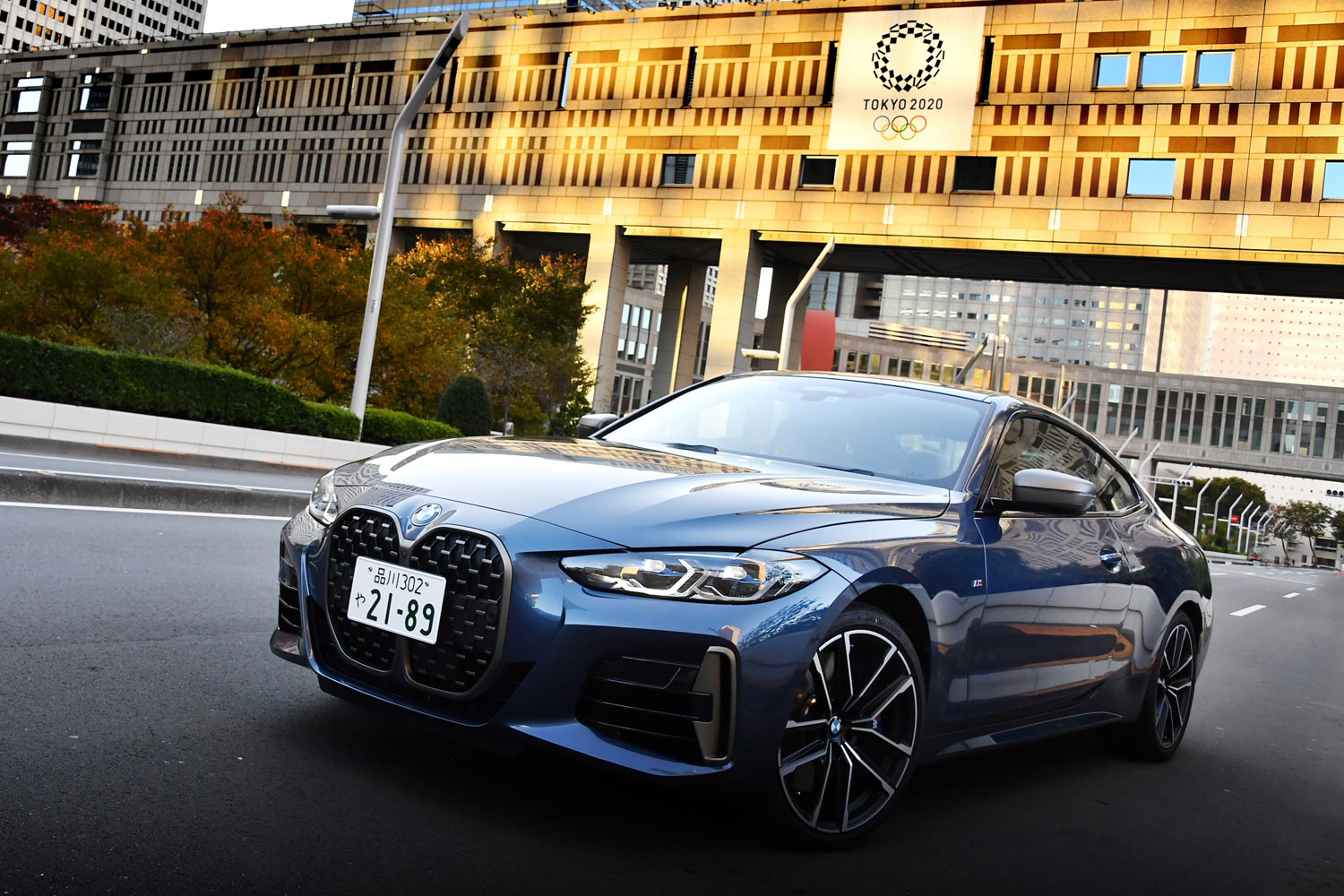 BMW M440i xDriveクーペ（4WD/8AT）【試乗記】 そのチャレンジにエールを - webCG