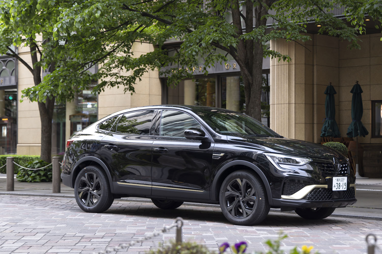 アルカナE-TECHエンジニアードでロングドライブへ 【日々の生活を豊かにするルノーの“フルハイブリッド”SUV＜AD＞】 - webCG