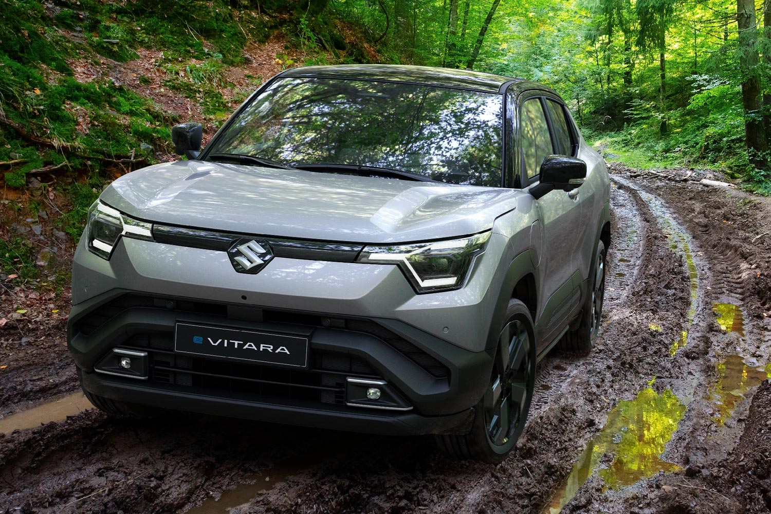 スズキが初の量産電気自動車「eビターラ」を発表 2025年夏の市場投入を予定 【ニュース】 - webCG