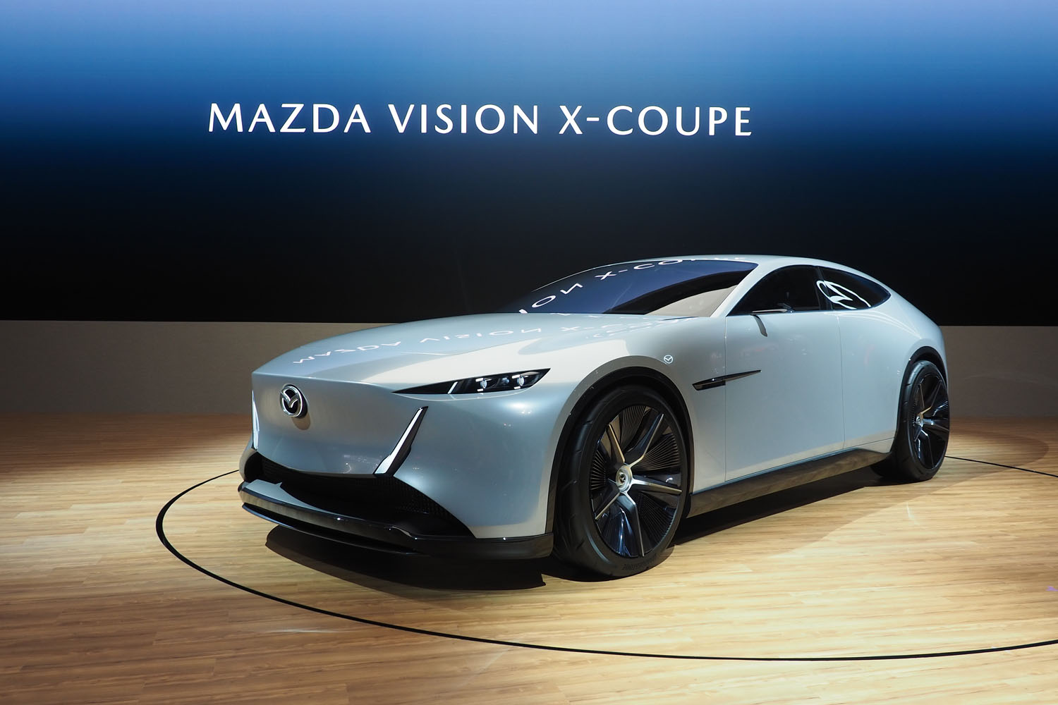 マツダが「ビジョンXクーペ」「ビジョンXコンパクト」と新型「CX-5」を初披露【ジャパンモビリティショー2025】 【ニュース】 - webCG
