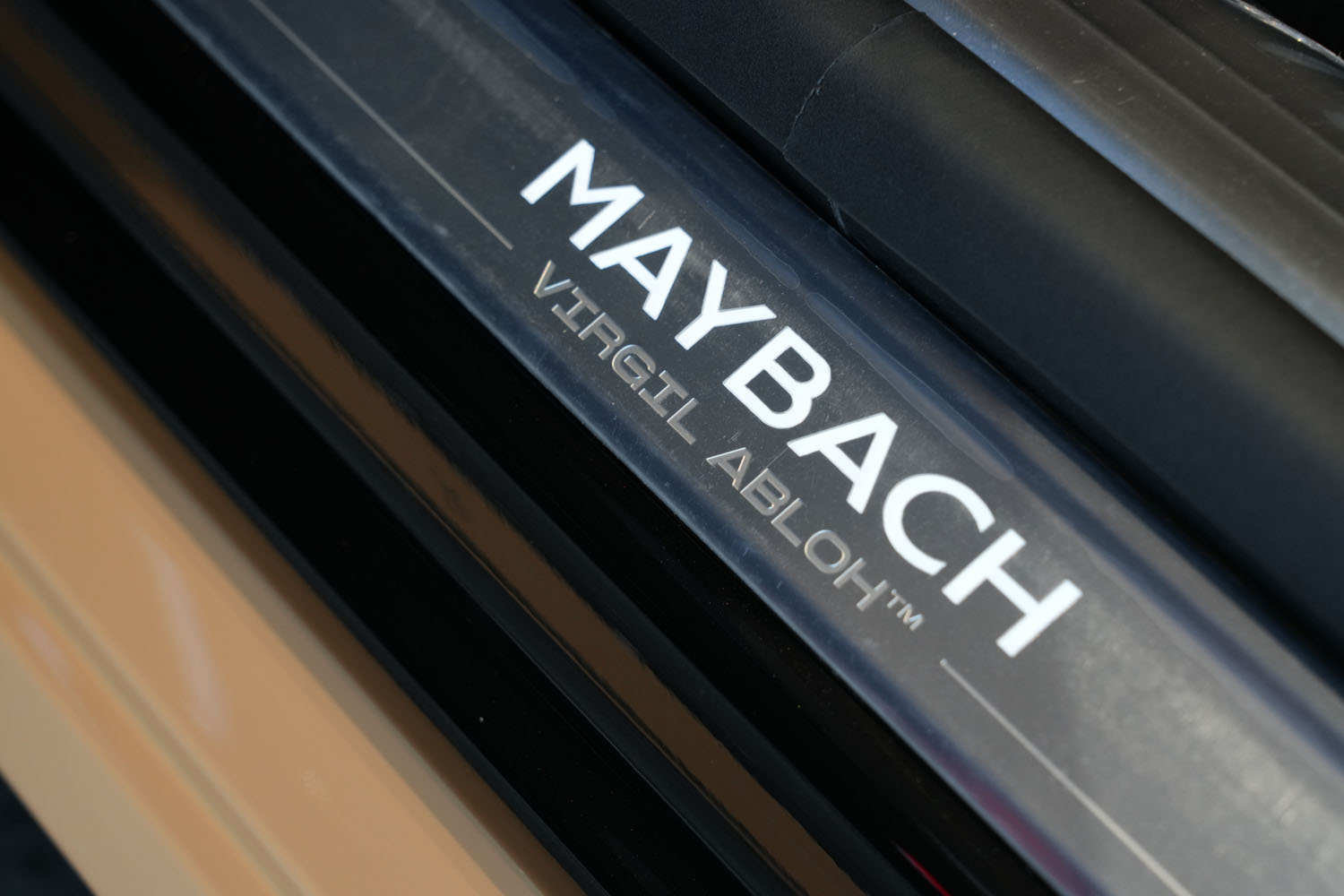 お値段5600万円！ 「Limited Edition Maybach by Virgil Abloh」を写真で見る 内装・外装など24枚 ...