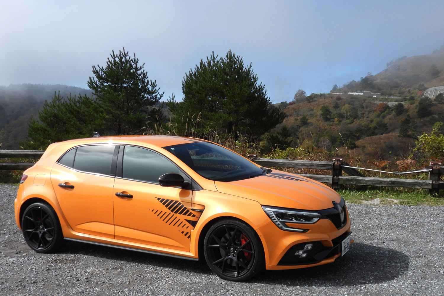 第4回：ルノースポールよ永遠なれ 【ルノー・メガーヌR.S.日常劇場】 - webCG