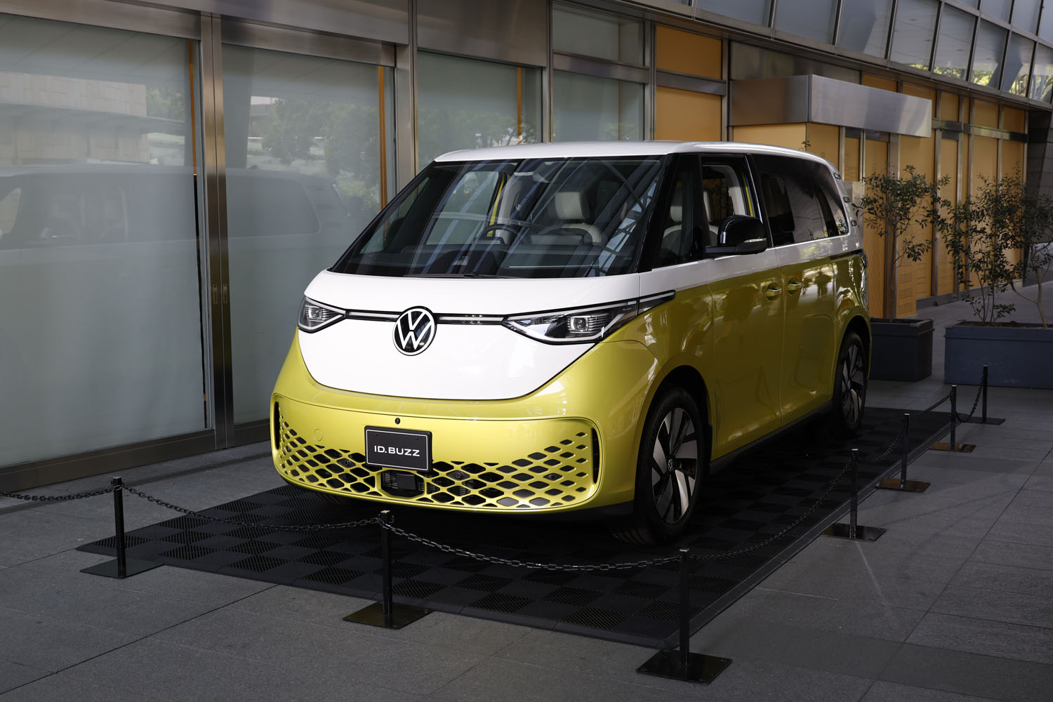 フォルクスワーゲンID. Buzz 内装・外装など90枚 【画像・写真】 - webCG