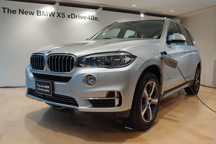 SUVタイプのPHEV、BMW X5 xDrive40e日本上陸 【ニュース】 - webCG