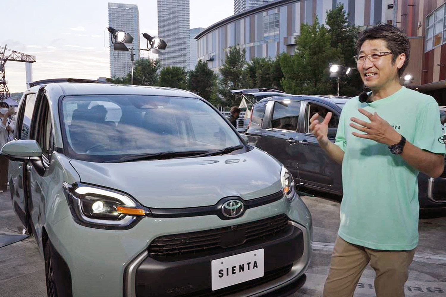 チーフデザイナーが語る！ 新型「トヨタ・シエンタ」の魅力 - webCG