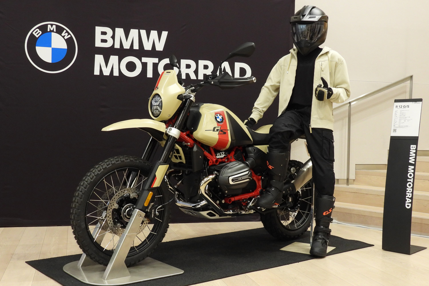 懐古主義と侮るなかれ！ 「BMW R12 G/S」に宿る、歴史と技術と先駆者の自負 - webCG