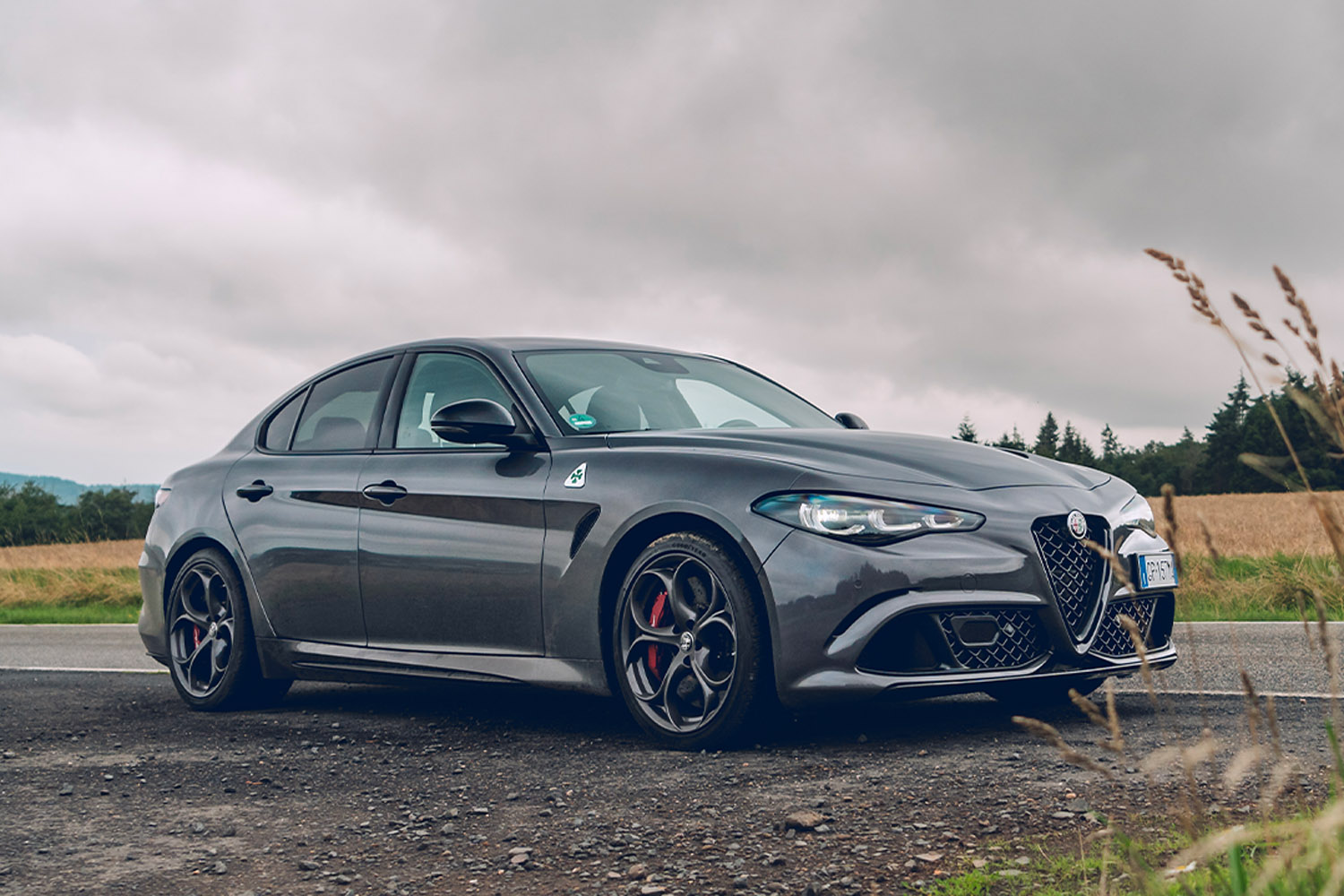 アルファ・ロメオの「ジュリア」と「ステルヴィオ」に最後のカスタマイズプログラム導入 【ニュース】 - webCG