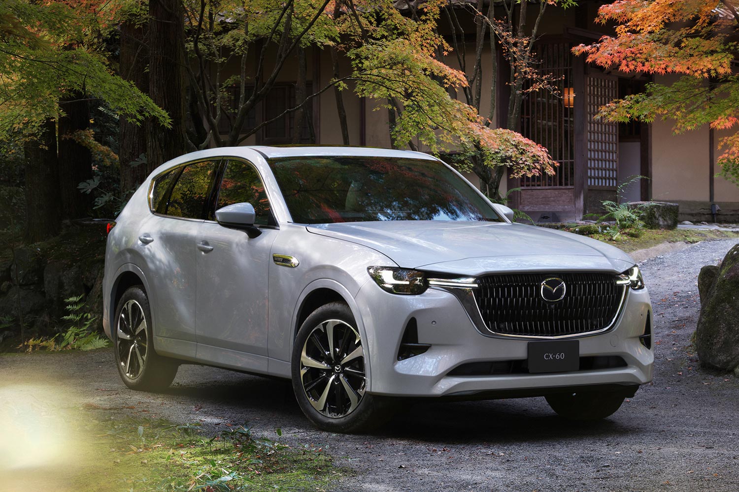 マツダが新型SUV「CX-60」を発表 2022年初秋に国内での発売を予定 【ニュース】 - webCG
