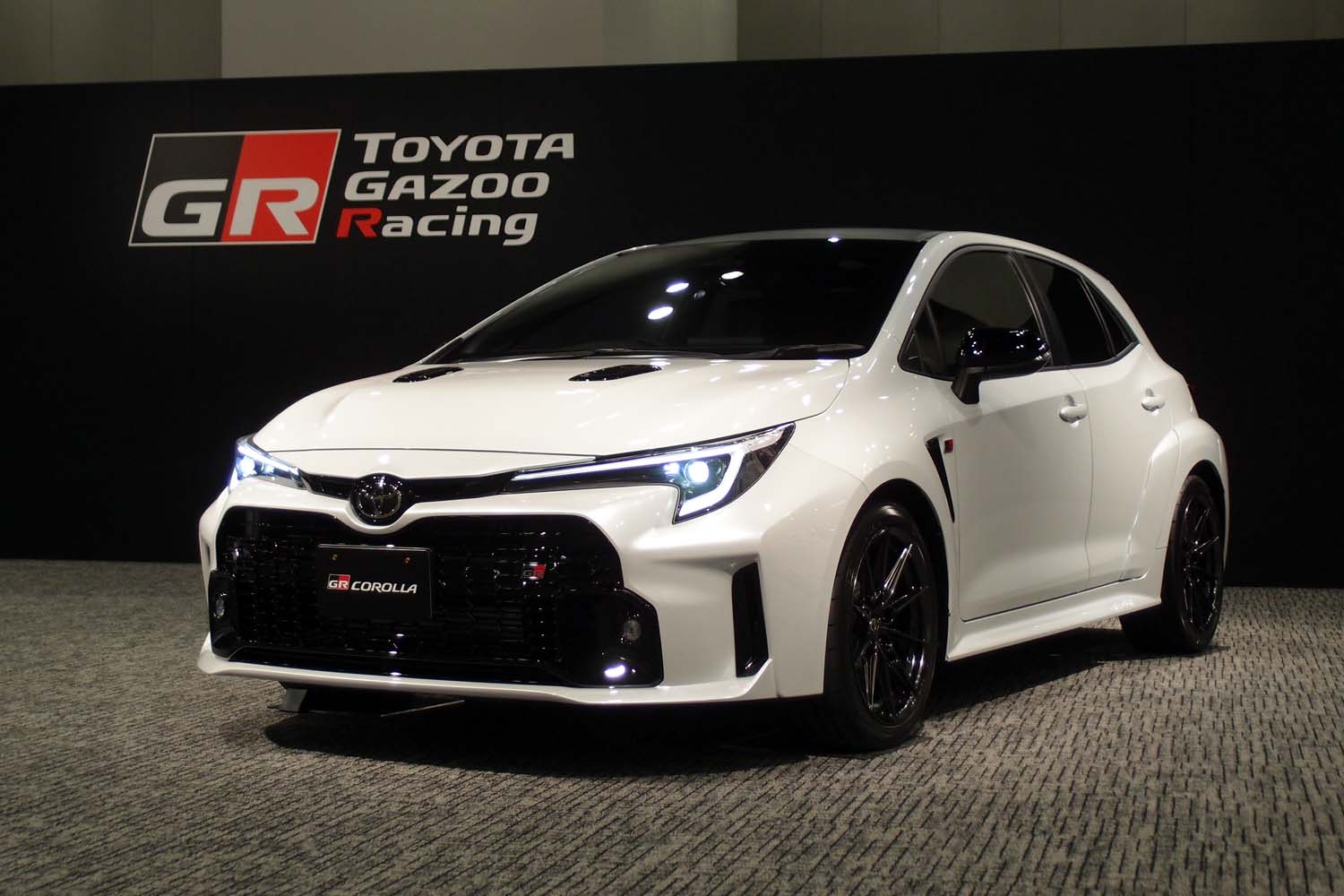 トヨタが高性能モデル「GRカローラ」の日本仕様車を世界初公開【Movie】 【ニュース】 - webCG