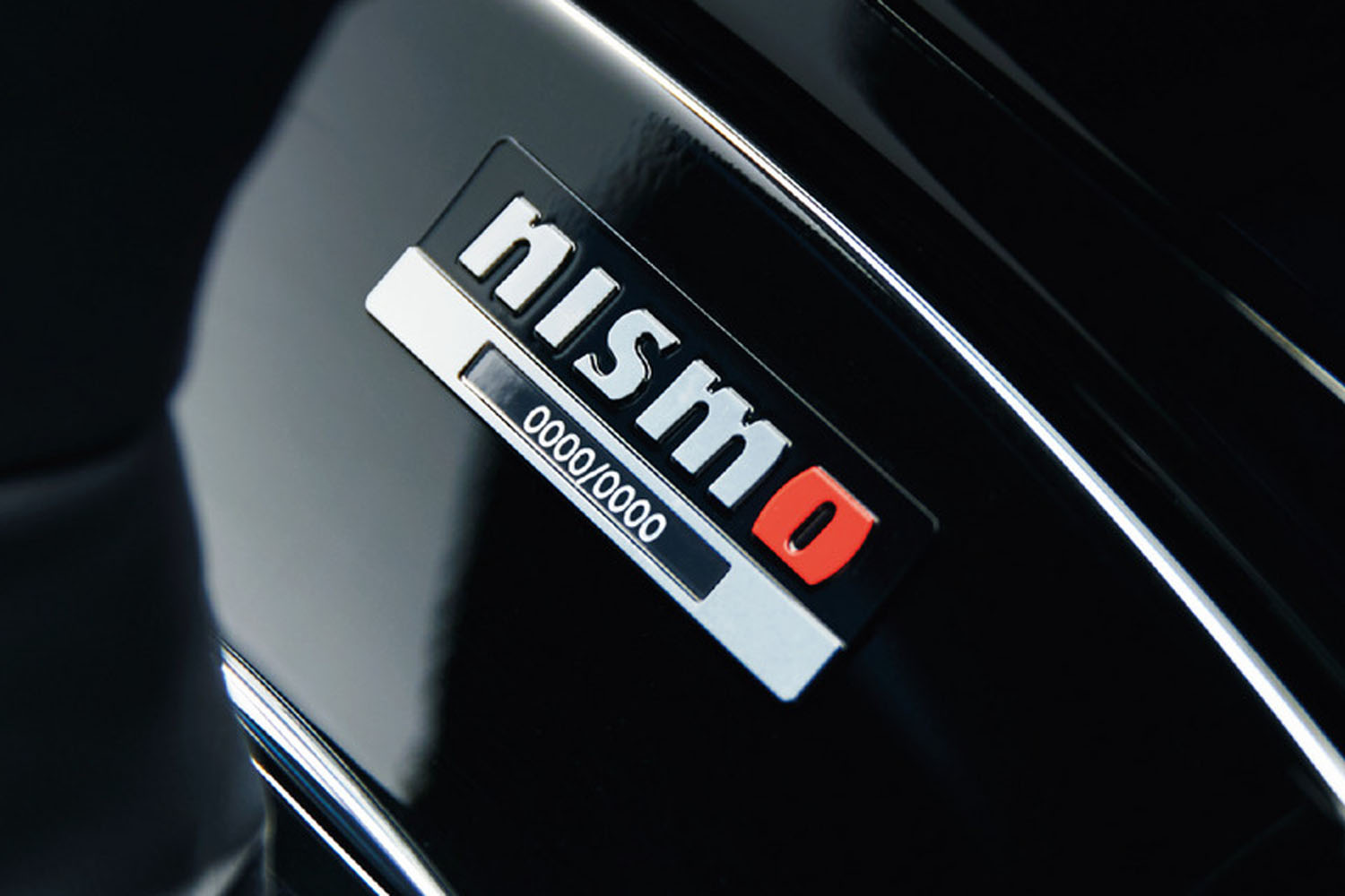 「フェアレディZ NISMO」と「スカイライン NISMO」 ふたつのNISMOはどちらが買いか？ - webCG