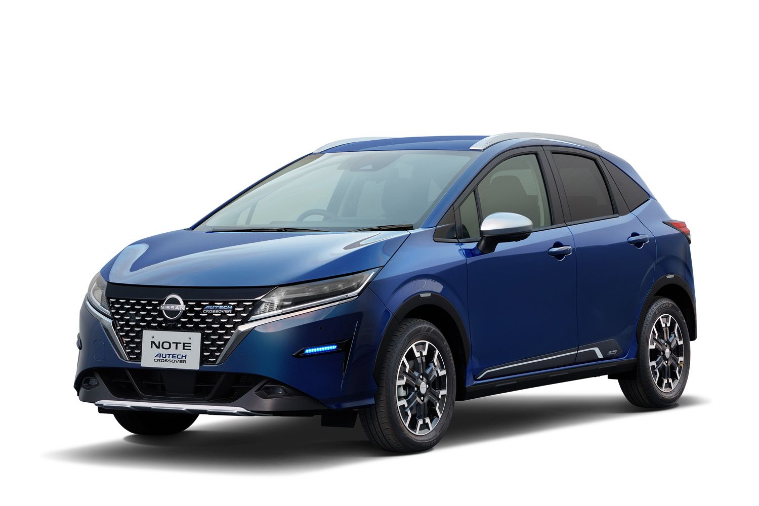 「日産ノートAUTECHクロスオーバー」にアクティブテイストの新グレードが登場 【ニュース】 - webCG