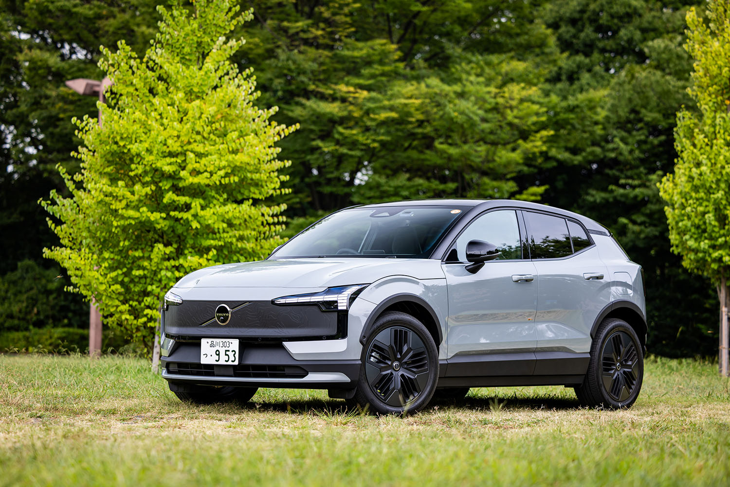 ボルボの新型電気自動車「EX30クロスカントリー」上陸 AWDとアウトドアテイストで個性を演出 【ニュース】 - webCG