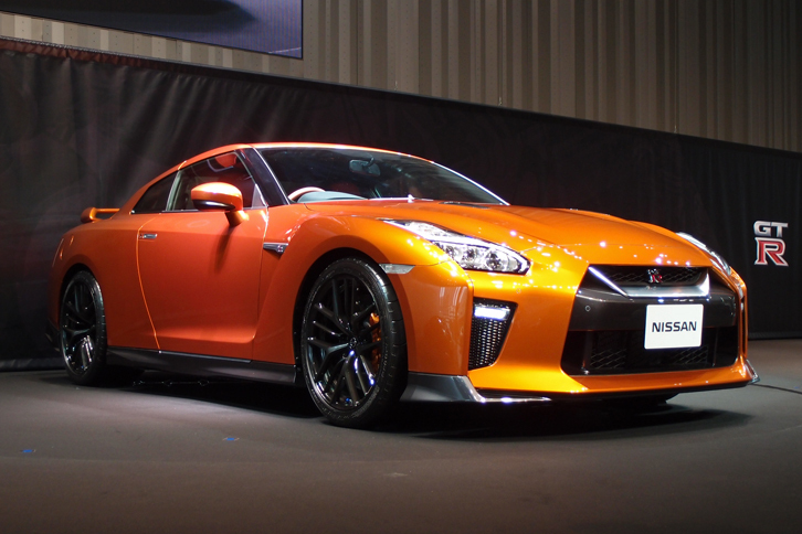 日産、GT-Rの2017年モデルを国内初披露 【ニュース】 - webCG