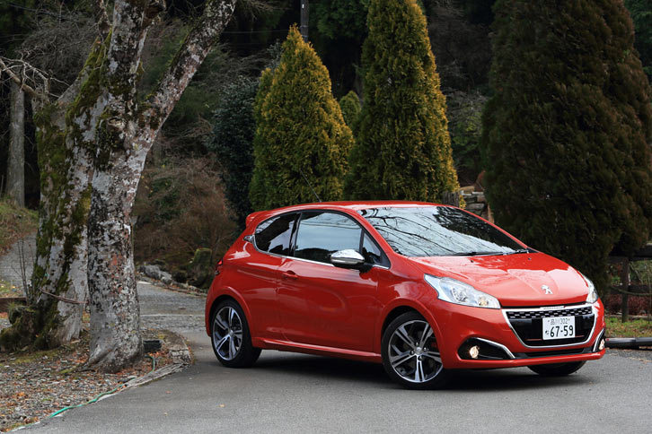 プジョー208GTi（FF/6MT）【試乗記】 家族で使えるホットハッチ - webCG