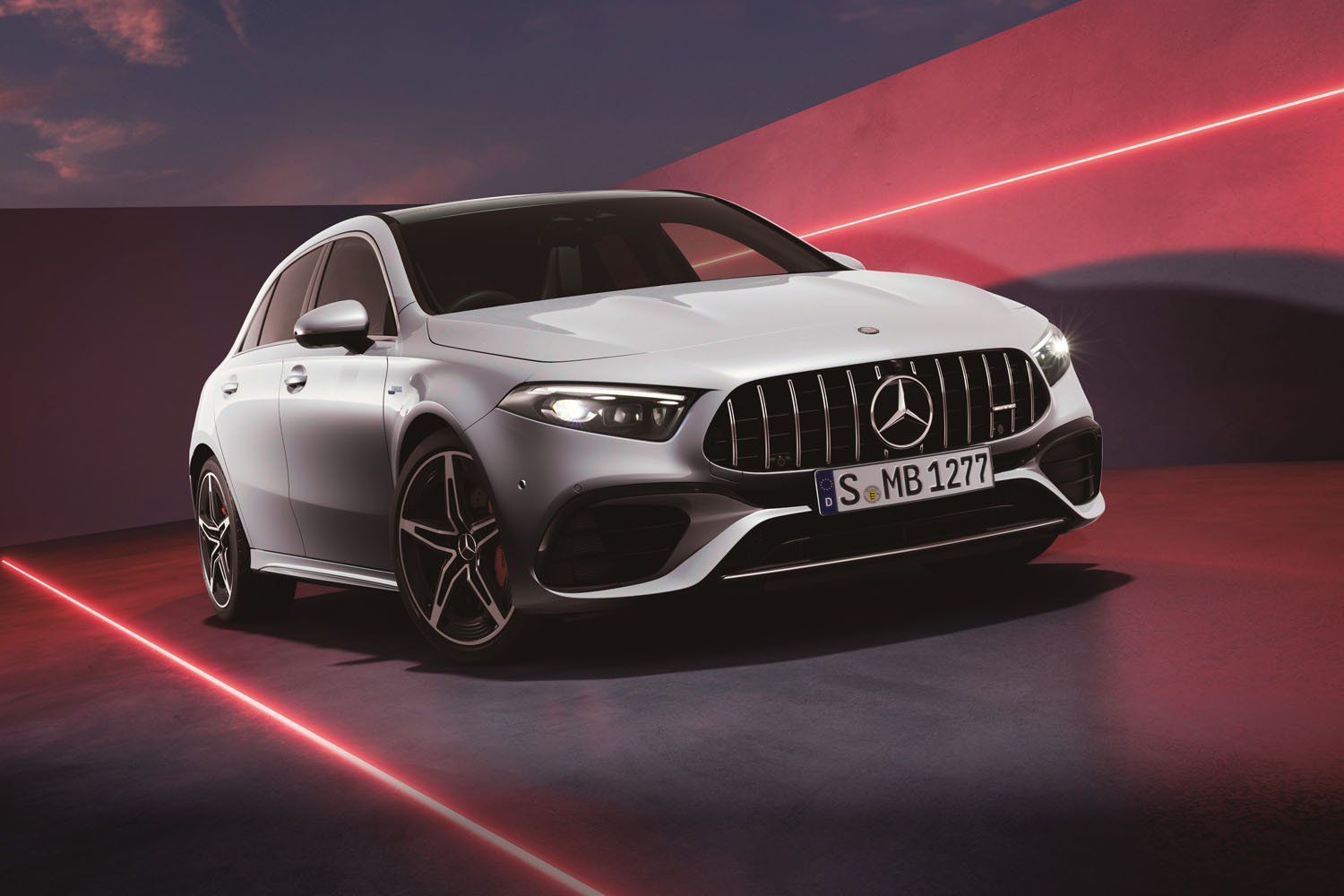 メルセデスAMGの「A35 4MATIC」「A45 S 4MATIC＋」がマイナーチェンジ 内外装をリフレッシュ 【ニュース】 - webCG