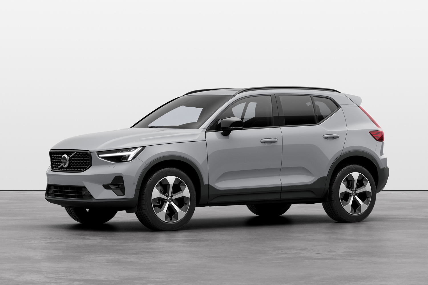 ボルボが「XC40」の一部仕様とラインナップを変更 ボディーカラーに新色を設定 【ニュース】 - webCG