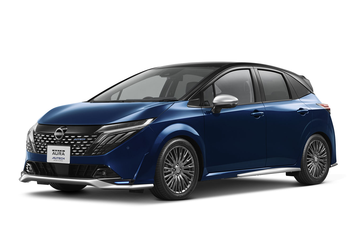 「日産ノート オーラAUTECHスポーツスペック」登場 上質な内外装に加えて走りの質感もアップ 【ニュース】 - webCG