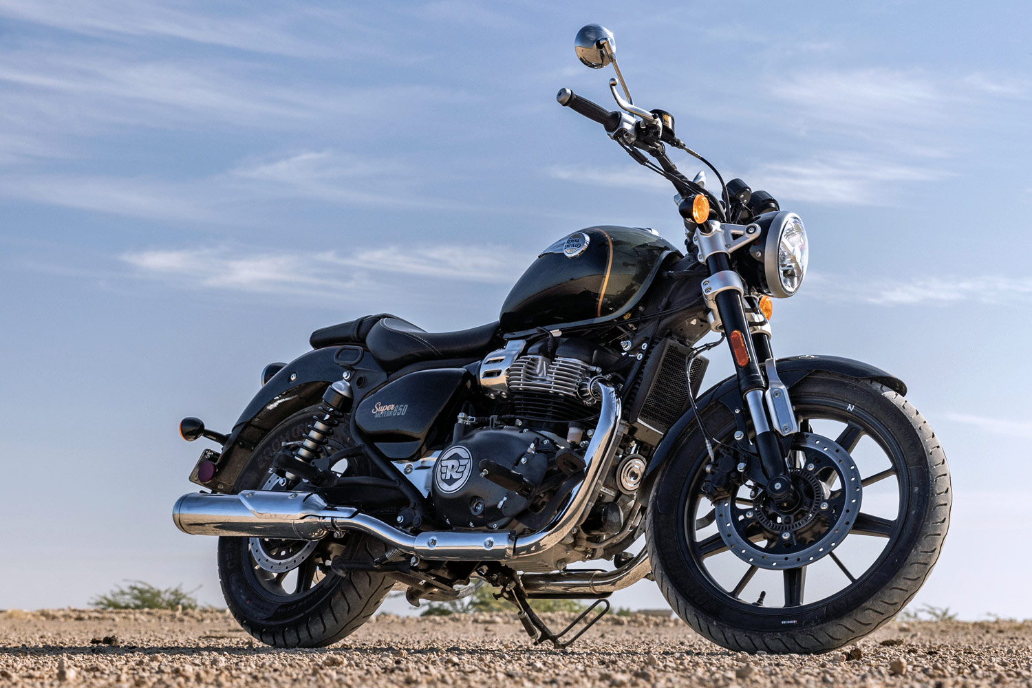 ロイヤルエンフィールド・スーパーメテオ650（6MT）【レビュー】 優雅にも 豪快にも - webCG