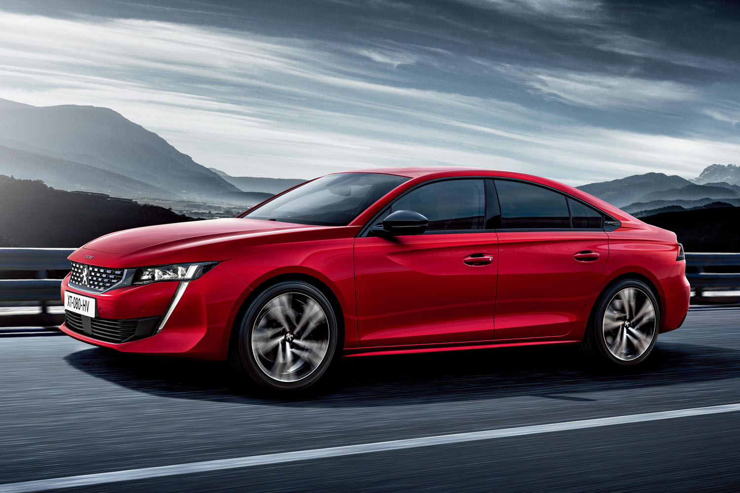 ファストバックスタイルの新型「プジョー508」が日本上陸 【ニュース】 の画像8枚 - webCG