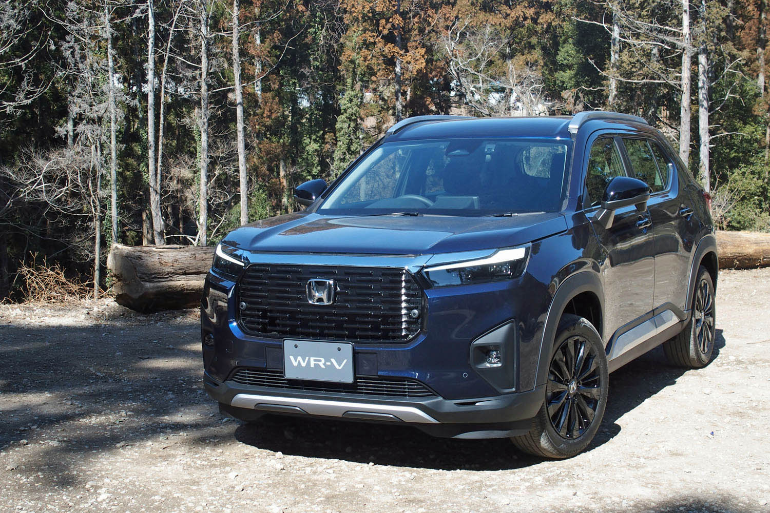 ホンダが「WR-V」の一部改良モデルを発表 特別仕様車「ブラックスタイル」も設定 【ニュース】 - webCG