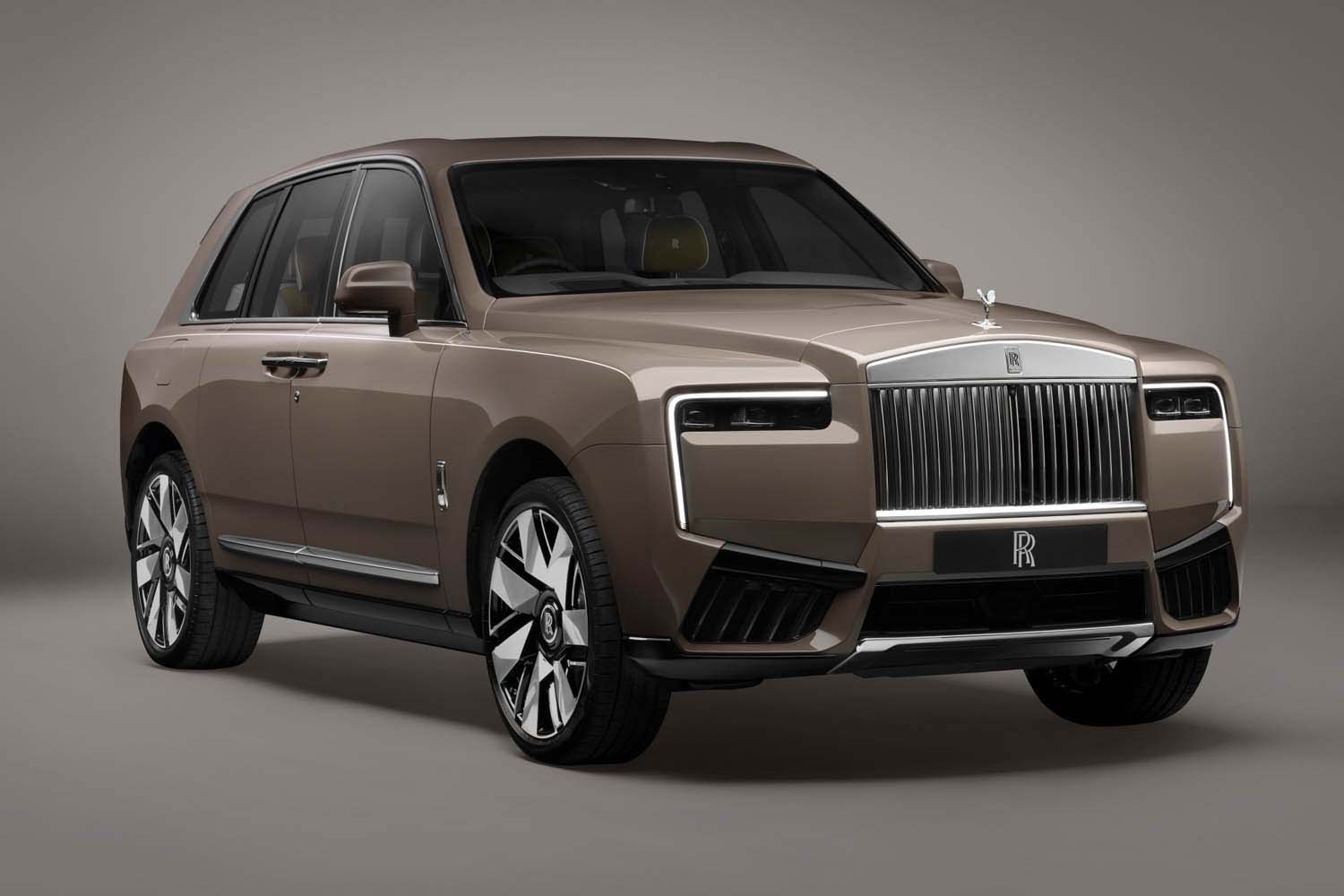 ロールス・ロイス初のSUV「カリナン」が進化 「カリナン シリーズII」登場 【ニュース】 - webCG