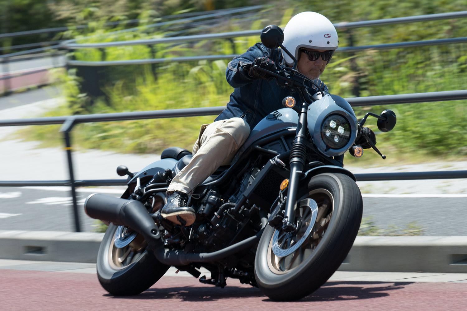 ホンダ・レブル250 SエディションE-Clutch（6MT）【レビュー】 もう過去には戻れない - webCG