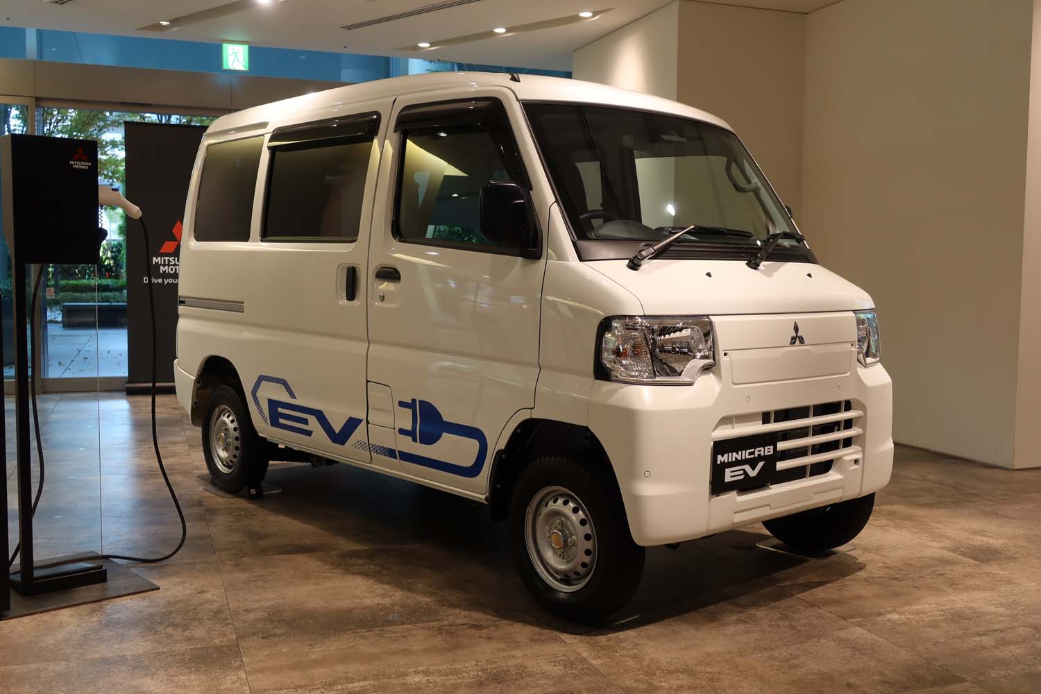 三菱が軽商用EVを改良 「ミニキャブEV」の名で発売 【ニュース】 - webCG
