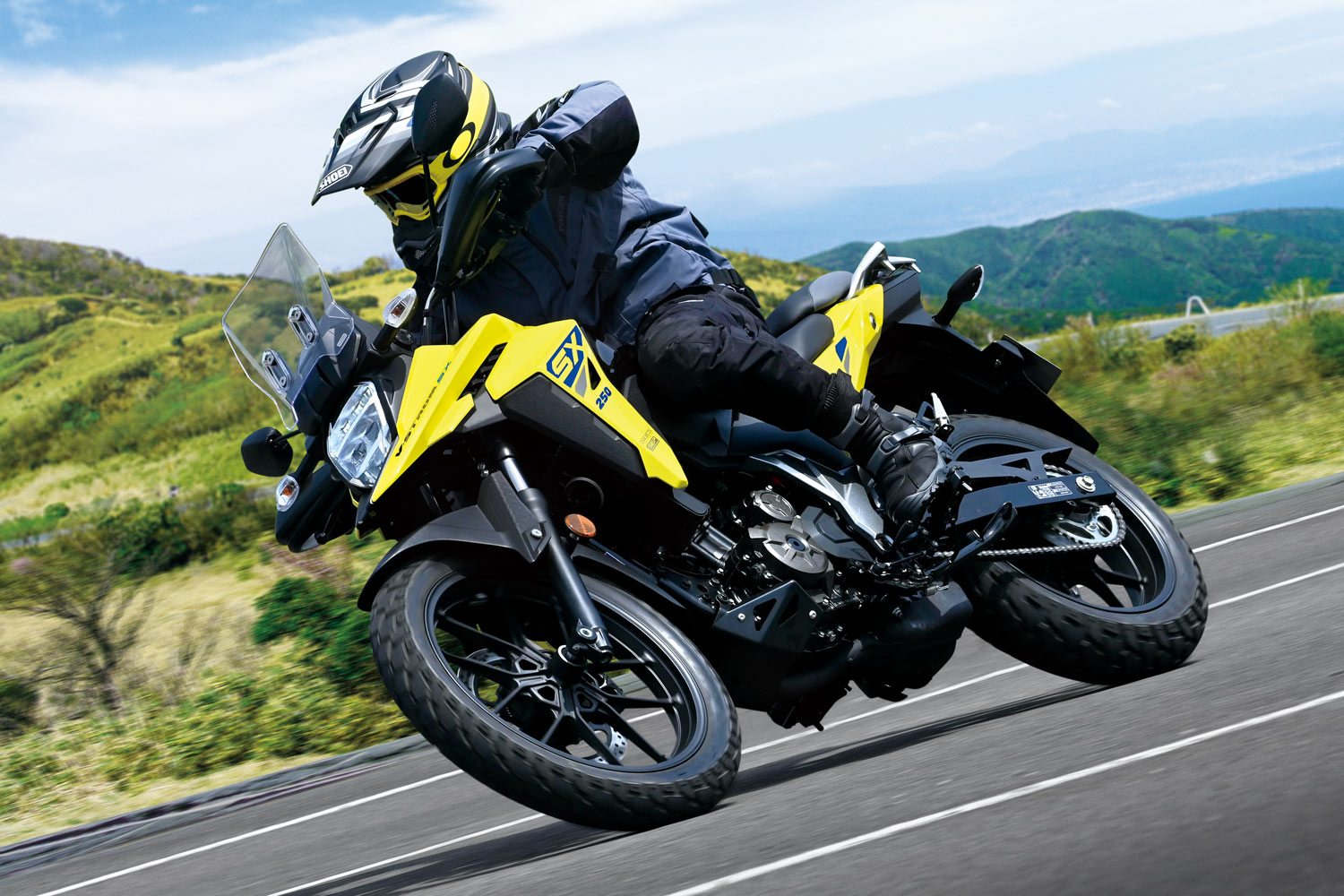 スズキが「Vストローム250SX」を日本に導入 軽快な250ccクラスの新型アドベンチャー 【ニュース】 - webCG