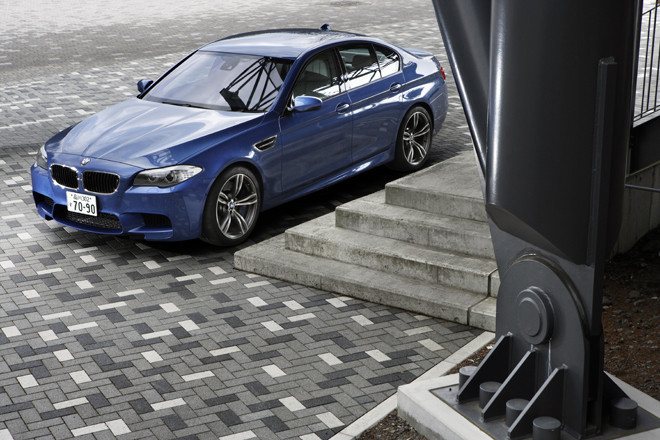 BMW M5（FR/7AT）【試乗記】 そのクルマ凶暴につき - webCG