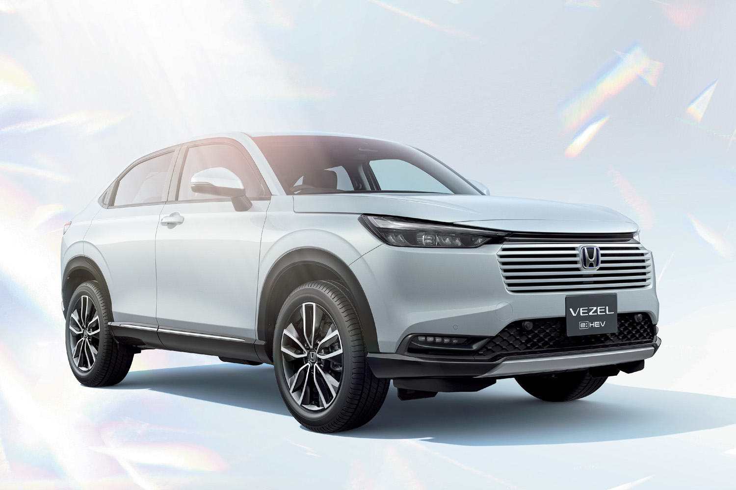 ホンダがコンパクトSUV「ヴェゼル」の改良モデルを先行公開 【ニュース】 - webCG