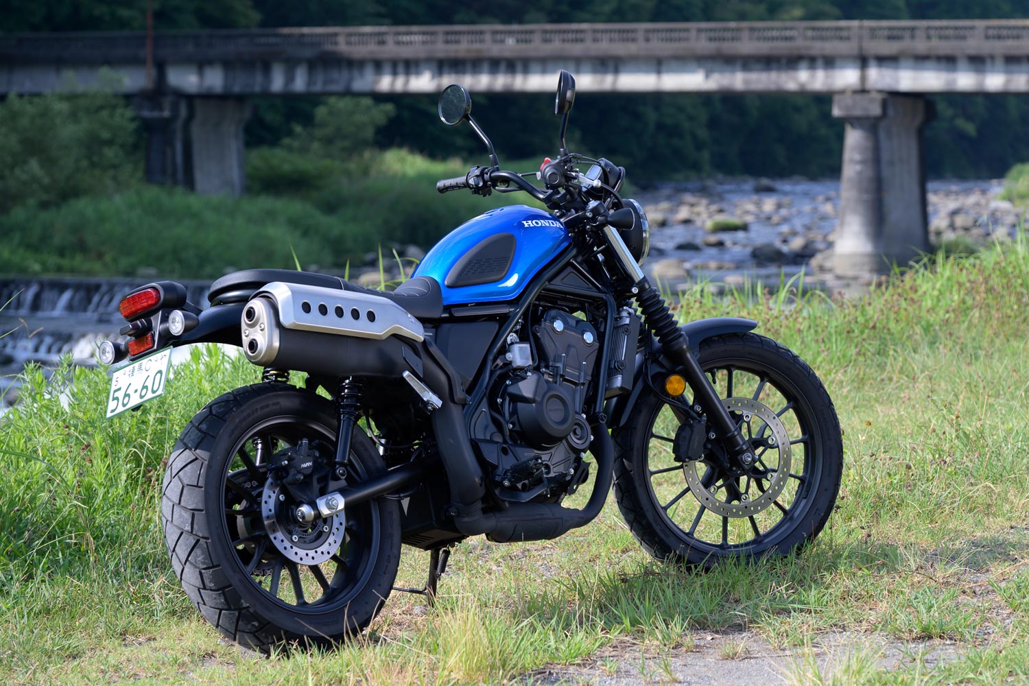 ホンダCL500（6MT）【レビュー】 限りなく理想に近い - webCG