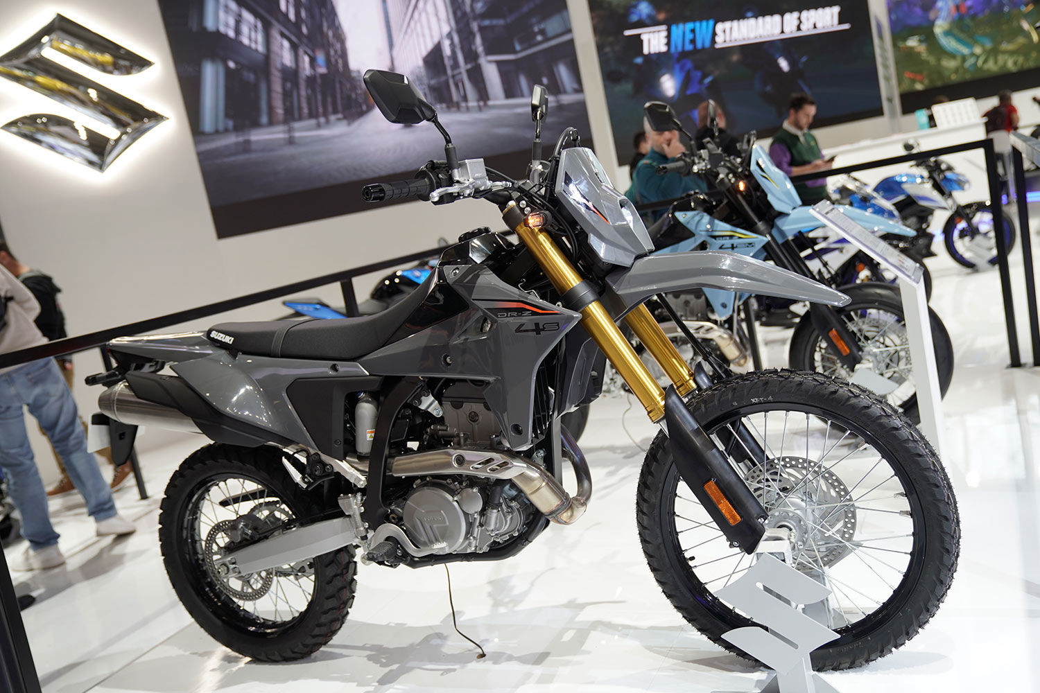 イタリア・ミラノで世界最大規模のバイクショー「EICMA 2024」開催 【ニュース】 - webCG