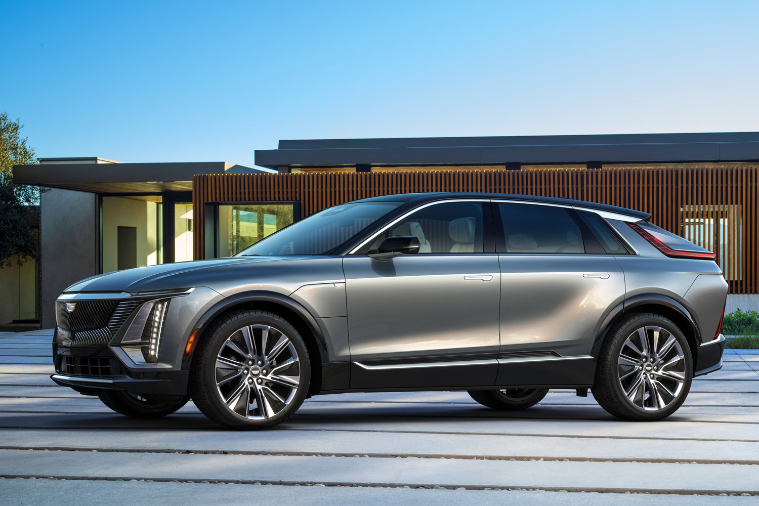 GMが新型EV「キャデラック・リリック」を発表 2022年上半期の発売を予定 【ニュース】 - webCG