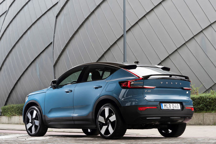 旬のEVにも気軽に乗れる！ エニカ（Anyca）のカーシェアはおトクな割引クーポンで！ - webCG