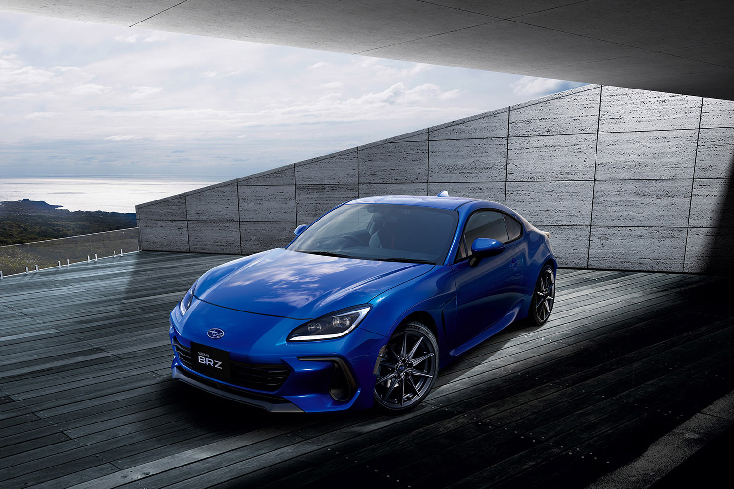 スバルがFRスポーツカー「スバルBRZ」の一部改良モデルを発表 【ニュース】 - webCG