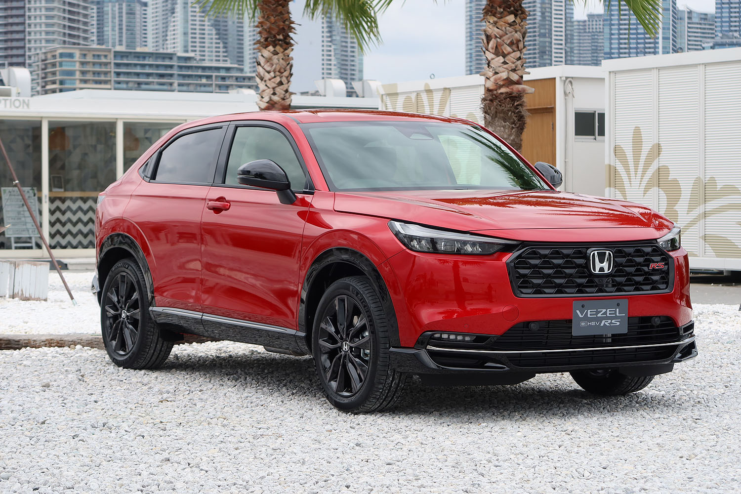 ホンダがSUV「ヴェゼル」にスポーティーな新グレード「e：HEV RS」を設定 【ニュース】 - webCG