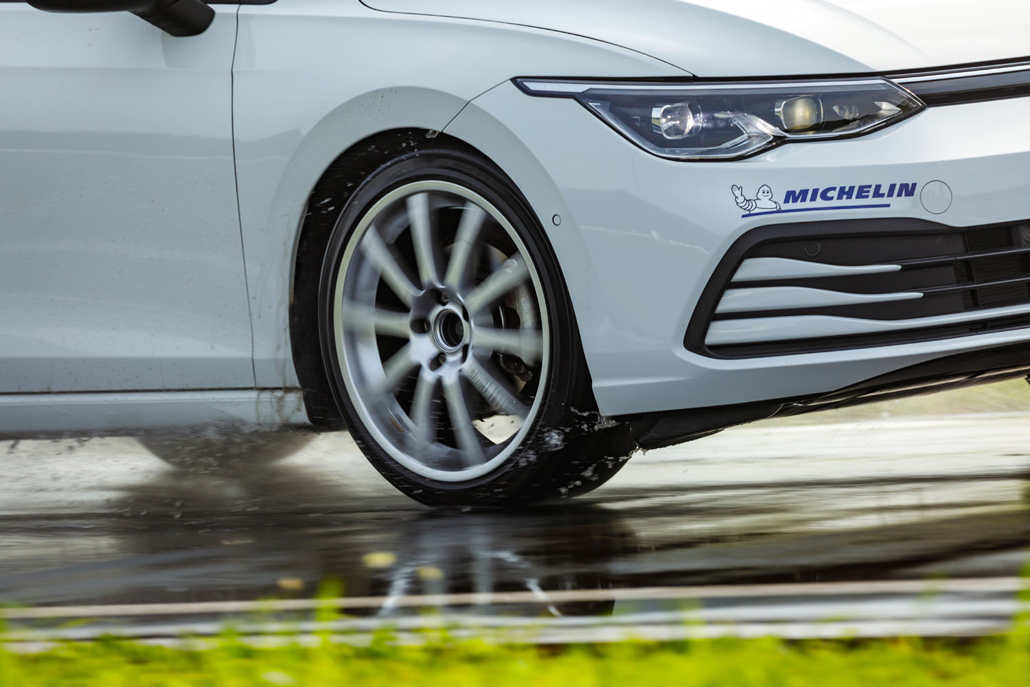 第847回：走りにも妥協なし ミシュランのオールシーズンタイヤ「クロスクライメート3」を試す 【エディターから一言】 - webCG