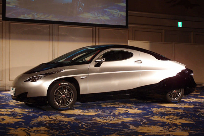 SIM-Drive、第3号試作EVの「SIM-CEL」を発表 【ニュース】 - webCG