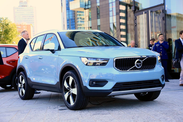 第28回：ボルボXC40と恐るべきジーリーの野望 ボルボオシャレ革命！ ウラにはあの国の特大マネーが!? 【小沢コージの勢いまかせ!! リターンズ】 - webCG