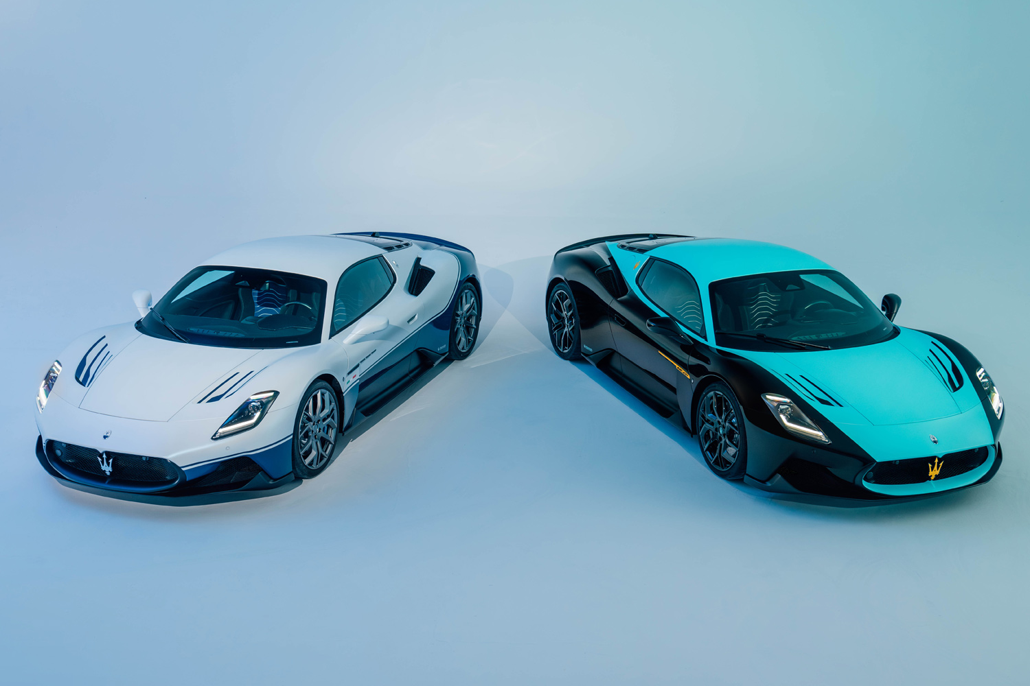 マセラティがレース復帰20周年を祝う限定車「MC20イコーナ／レッジェンダ」を発表 【ニュース】 - webCG